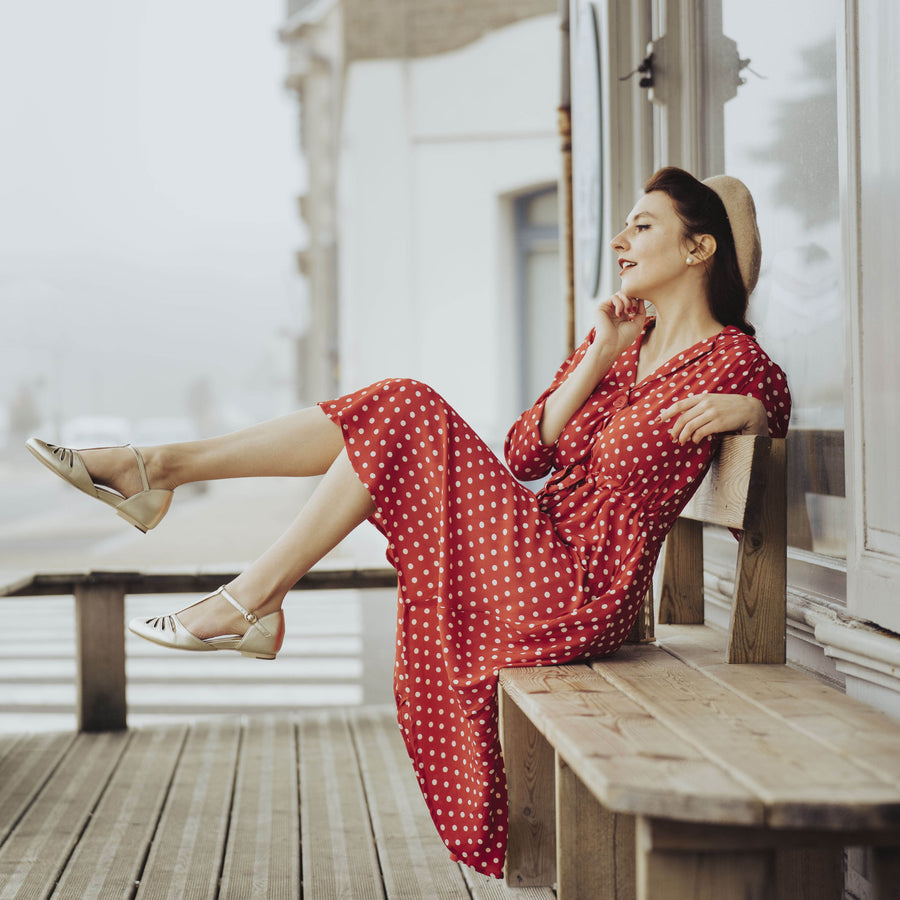 Singapore (Metallic Gold) – Charlie Stone