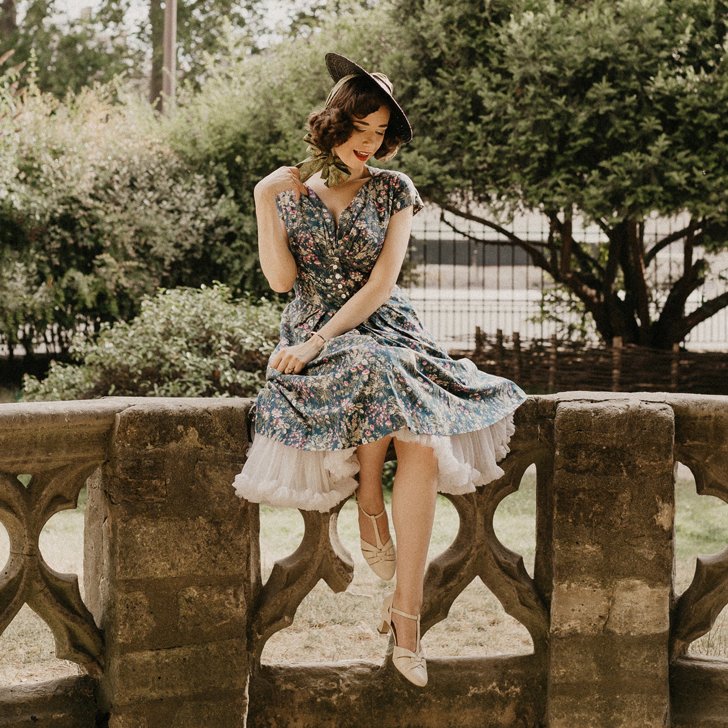 Luxe Montpellier (Cream) – Charlie Stone